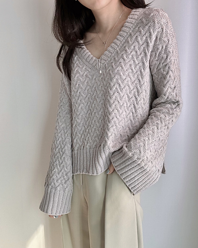 Ravelry: Herringbone Classic Sweater pattern by Hyeonji Jin
