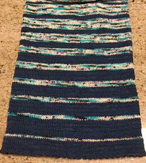 Ravelry: Bossynana3's Diminishing Color Cowl