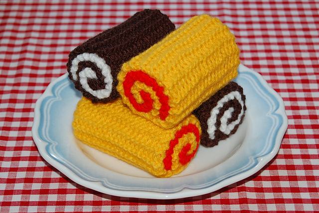 Ravelry: Swiss/Chocolate Rolls/Cakes (knit) pattern by Bottletop Boy