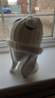 Ravelry: Fresno nightcrawler beanie pattern by Rebecca A Armstrong
