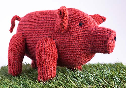 Ravelry: Peter Pig pattern by Linda Moorhouse