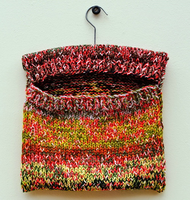 Ravelry: Peg Bag (clothes pins) pattern by Linda Moorhouse