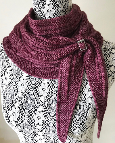 Ravelry: Dunluce Shawl pattern by Brenda Brayfield