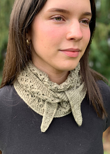 Ravelry: Armagh Shawl pattern by Brenda Brayfield