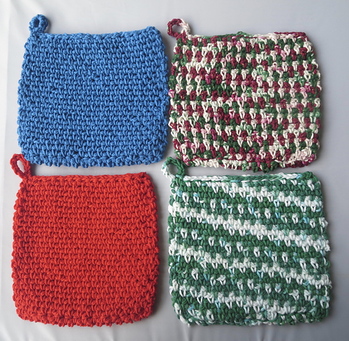Ravelry: Easy double sided potholder pattern by Laura Brian