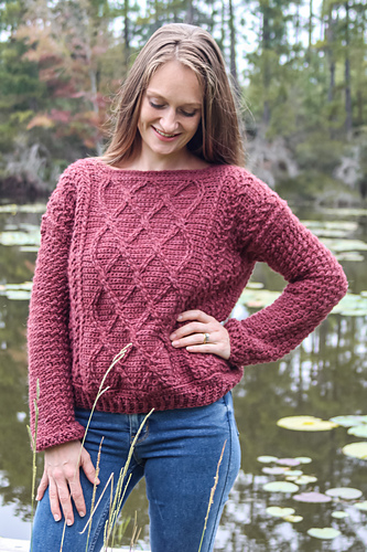 Ravelry: Cozy Cabled Baggy Sweater pattern by Brianna Iaropoli