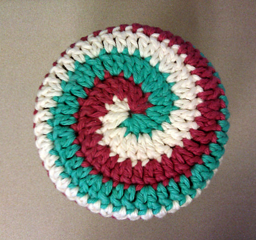 Ravelry: Tri-Color Spiral-Stripe Beanie pattern by Brieshon D'Agostini