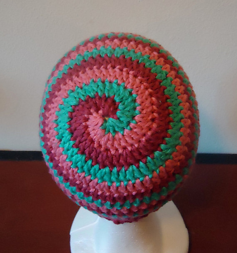 Ravelry: Tri-Color Spiral-Stripe Beanie pattern by Brieshon D'Agostini