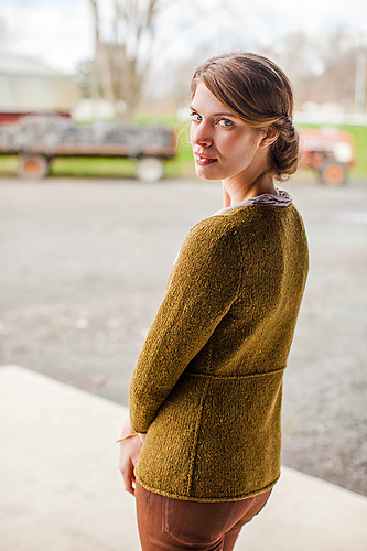 Ravelry: Lira pattern by Amy Christoffers