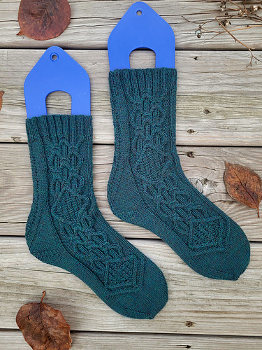 Ravelry: Verdigris pattern by Heidi Nick