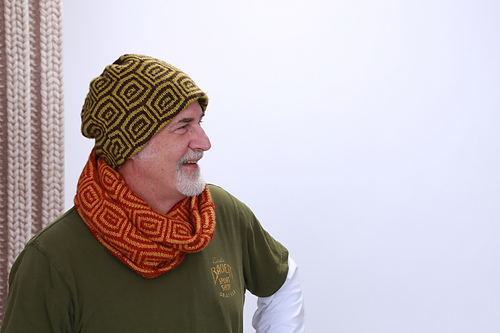 Ravelry: Jasper Hat and Cowl pattern by John Crane