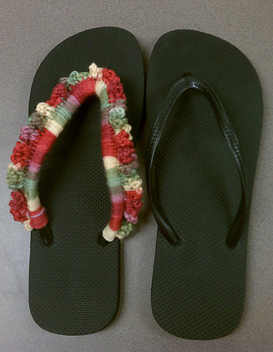 Ravelry: Double Strand Ruffle Flip Flops pattern by Lion Brand Yarn