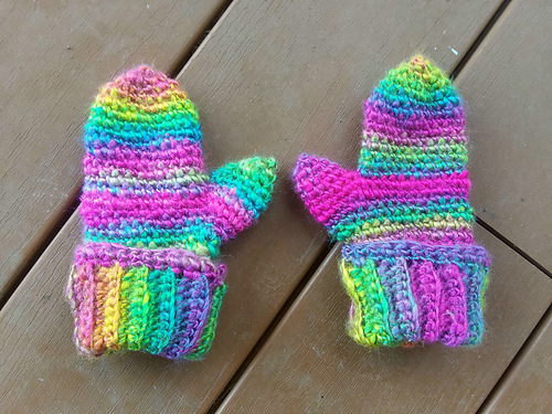 Ravelry: Foldover mittens pattern by Brittany Rooney, Brittique