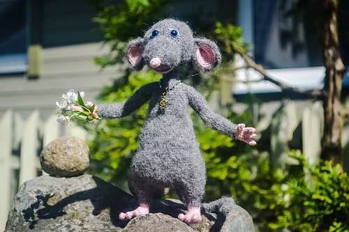 Ravelry: Macaroni the rat aninal toy pattern by Olga Kudrjavceva