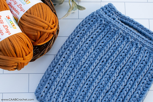 Ravelry: In The Loop Bag pattern by Esther Thompson