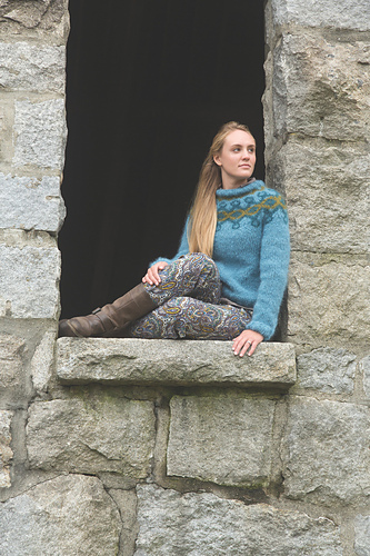 Ravelry: Trinity pattern by Susan Mills Knits