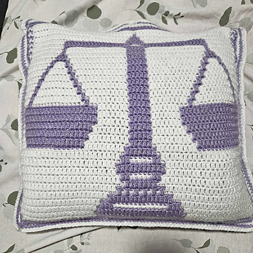 Ravelry: Libra Cushion Cover pattern by Jodie Anderson