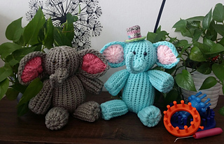 Ravelry: Loom Knit Baby Elephant pattern by CHRISTIE FOO