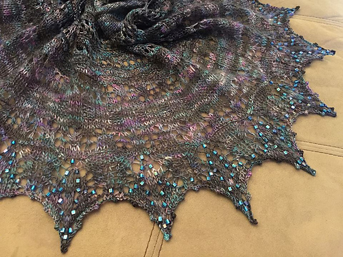 Ravelry: Changeling pattern by Boo Knits