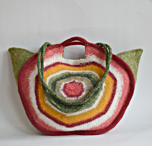 Ravelry: Color Wheel Tote (Stashbuster) pattern by Cindy Pilon
