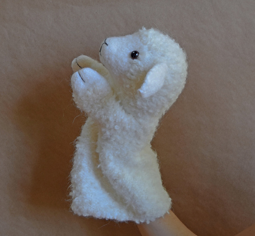 Ravelry: Sheep Puppet pattern by Cindy Pilon