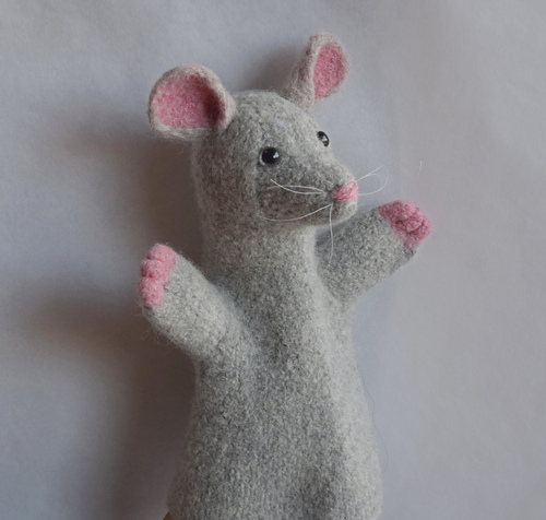 Ravelry: Mouse Puppet pattern by Cindy Pilon