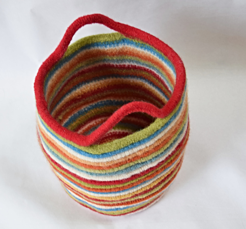 Ravelry: Ribbed Basket pattern by Cindy Pilon