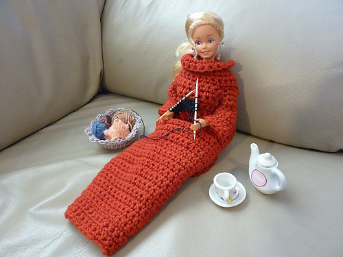 Ravelry: Fashion Doll Snuggle Up with Sleeves pattern by Marianne Forrestal