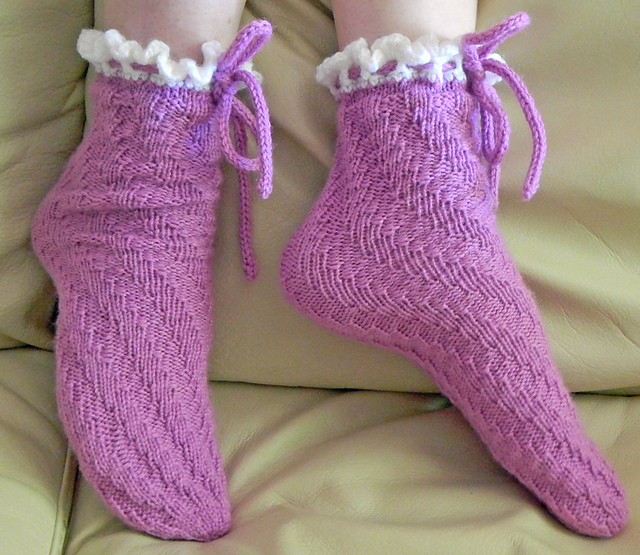 Ravelry: Knitted Spiral Bed Socks #4705 pattern by American Thread Company
