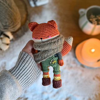 Ravelry: Ivy the fox pattern by Emanuella Lemos