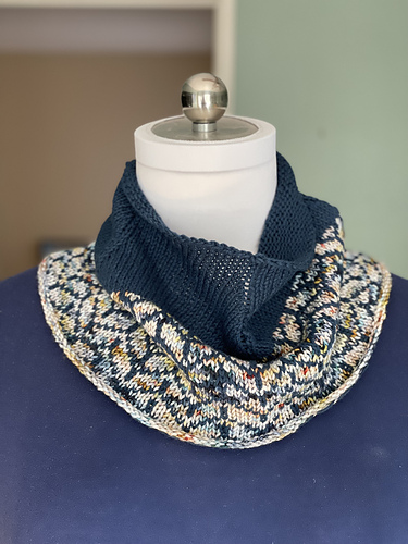 Ravelry: On edge cowl pattern by Petra Breakstone