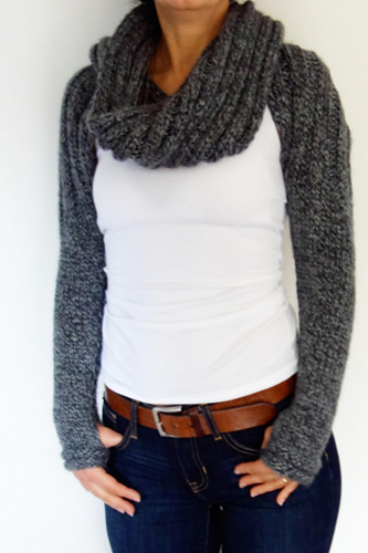 Ravelry: Wrap Around Shrug with Sleeves pattern by Camelia Mit