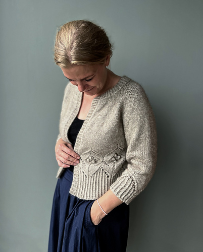Ravelry: Magnolia Chunky Cardigan pattern by Camilla Vad