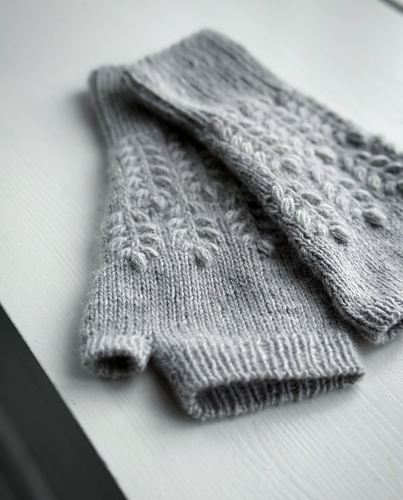 Ravelry: Field Mittens pattern by Camilla Vad
