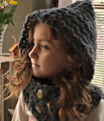 Ravelry: Primarose Hooded Cowl pattern by CassJames Designs