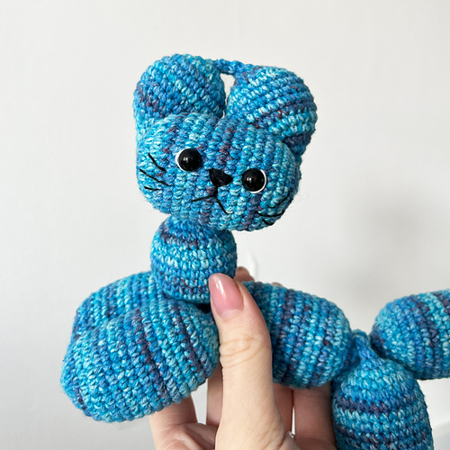Ravelry: Balloon Animal Cat pattern by Kseniia Semeliak
