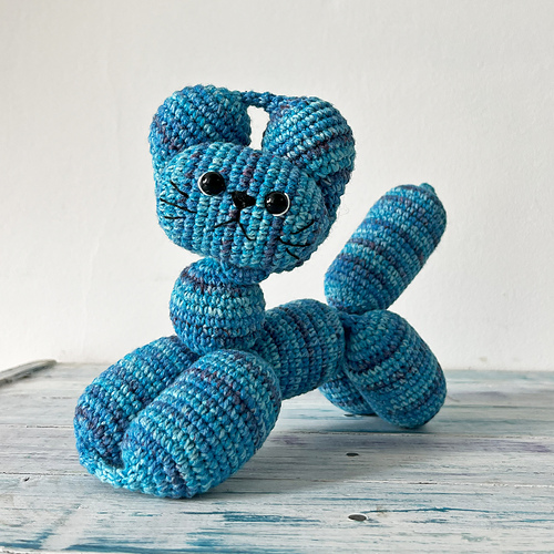 Ravelry: Balloon Animal Cat pattern by Kseniia Semeliak