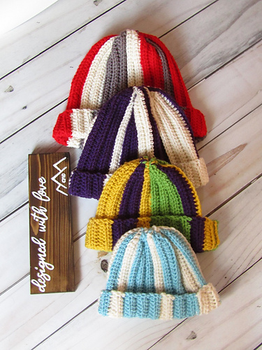 Ravelry: Willy Nilly Striped Toque pattern by Canoe Mtn Designs