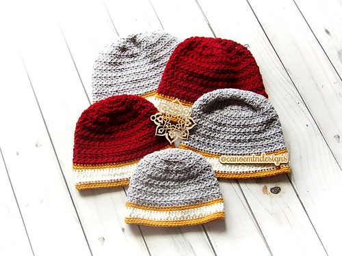 Ravelry: Christmas Toque pattern by Canoe Mtn Designs