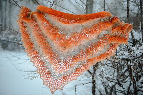 Ravelry: Maori Shawl pattern by Daria Sorokina