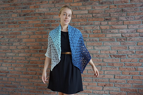 Ravelry: Breezeblocks Shawl pattern by Carmen Jorissen