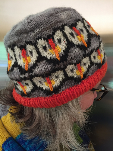 Ravelry: 2020 Puffin Hat pattern by Carla Wolff