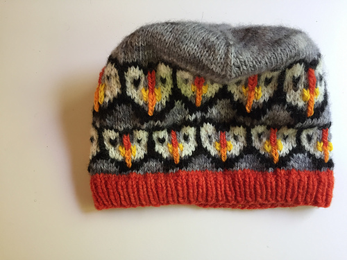 Ravelry: 2020 Puffin Hat pattern by Carla Wolff