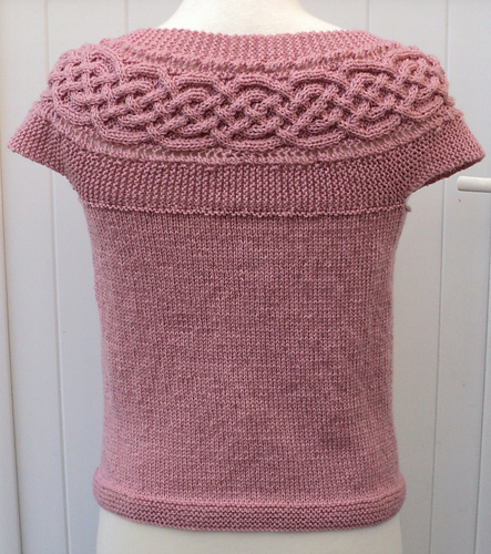 Ravelry: 119-28 Sleeveless jacket pattern by DROPS design