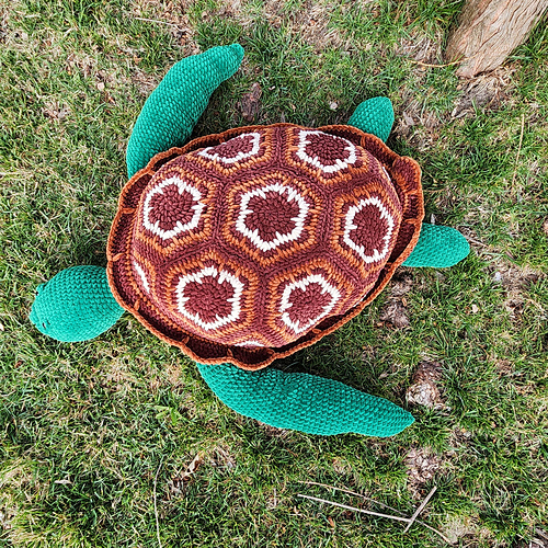 Ravelry: Splash the Sea Turtle pattern by Carol L Hladik