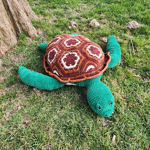 Ravelry: Splash the Sea Turtle pattern by Carol L Hladik