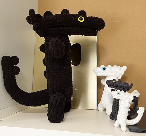 Ravelry: Dancing Toothless Meme pattern by Carolyn Zaki
