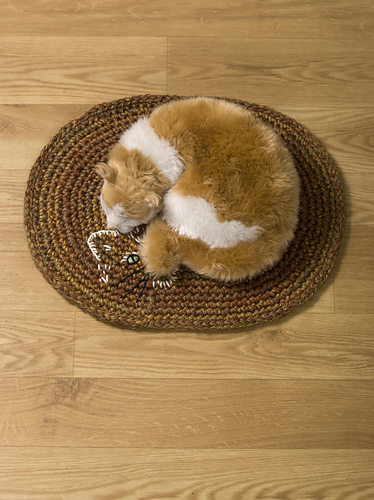 Ravelry: Cat Mat pattern by Marilyn Losee