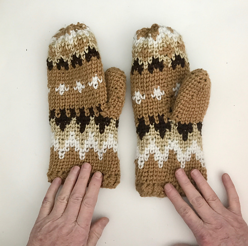 Ravelry: Bernie's Mittens pattern by Pam Carr
