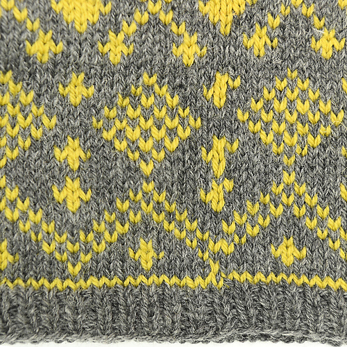 Ravelry: Two-color Fair Isle Cowl pattern by Michael Harrigan